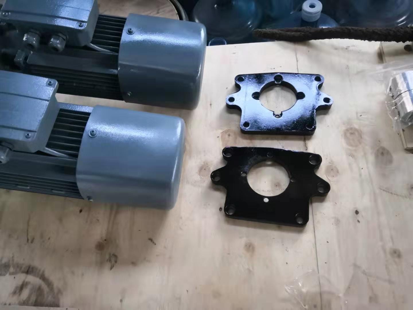 4 Sets DRS Wheel Sets to America - DFHOIST